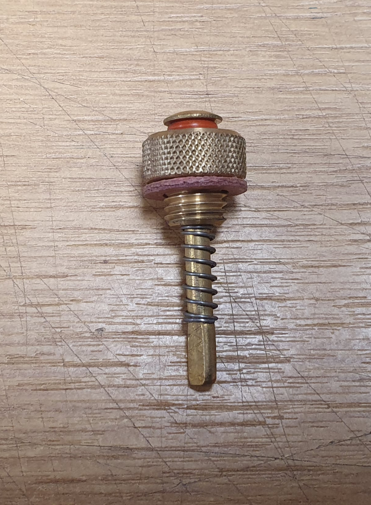 Mamod 5/16" X 26 tpi Safety valve for very early engines G116 – Tony ...