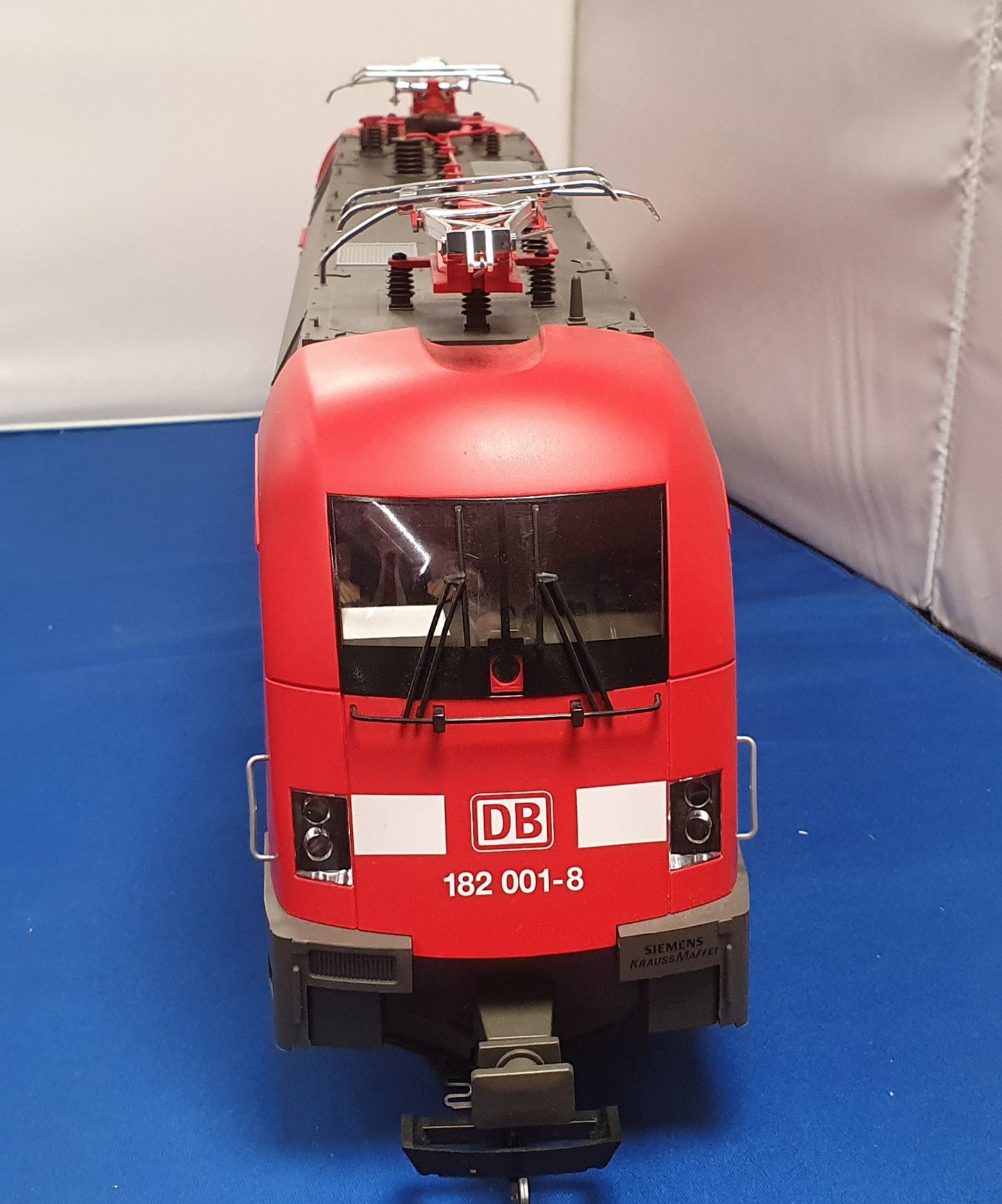 Piko Taurus Electric Locomotive BR 182 DB 37410 – Tony Green Steam Models