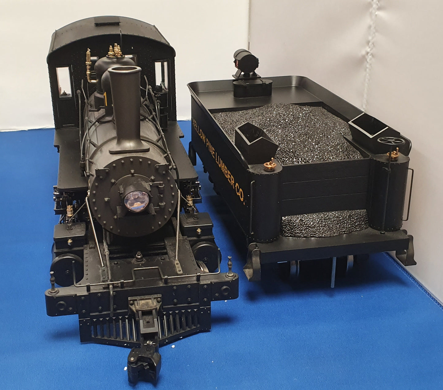 Bachmann - Yellow pine lumber co steam locomotive. 81294 – Tony Green ...