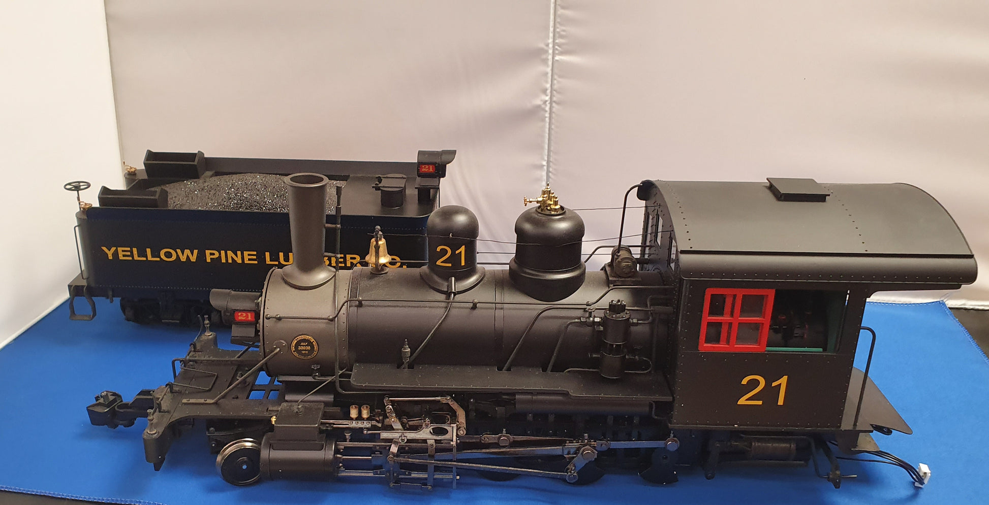 Bachmann - Yellow pine lumber co steam locomotive. 81294 – Tony Green ...