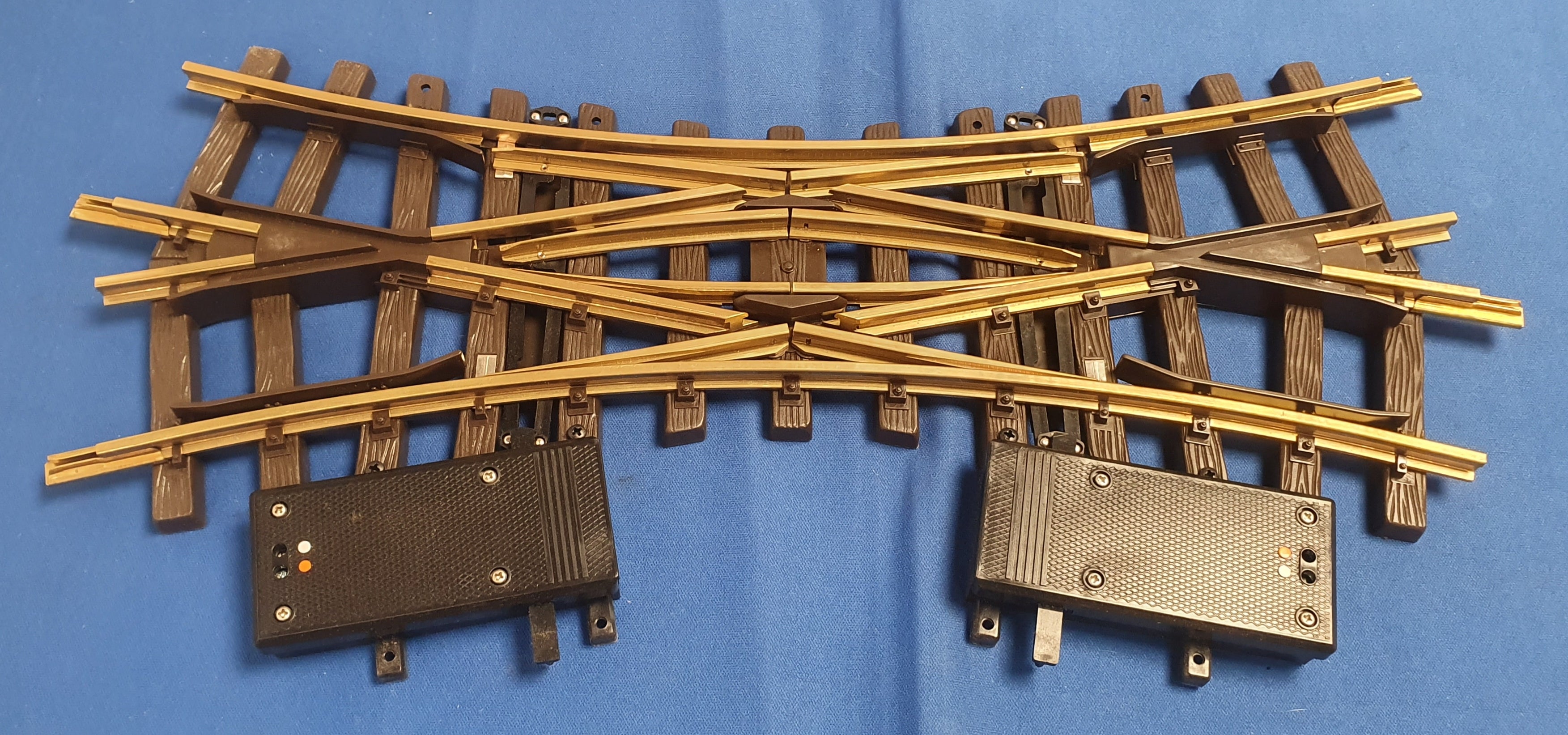 LGB G Scale Electric double - slip switch L12260 – Tony Green Steam Models