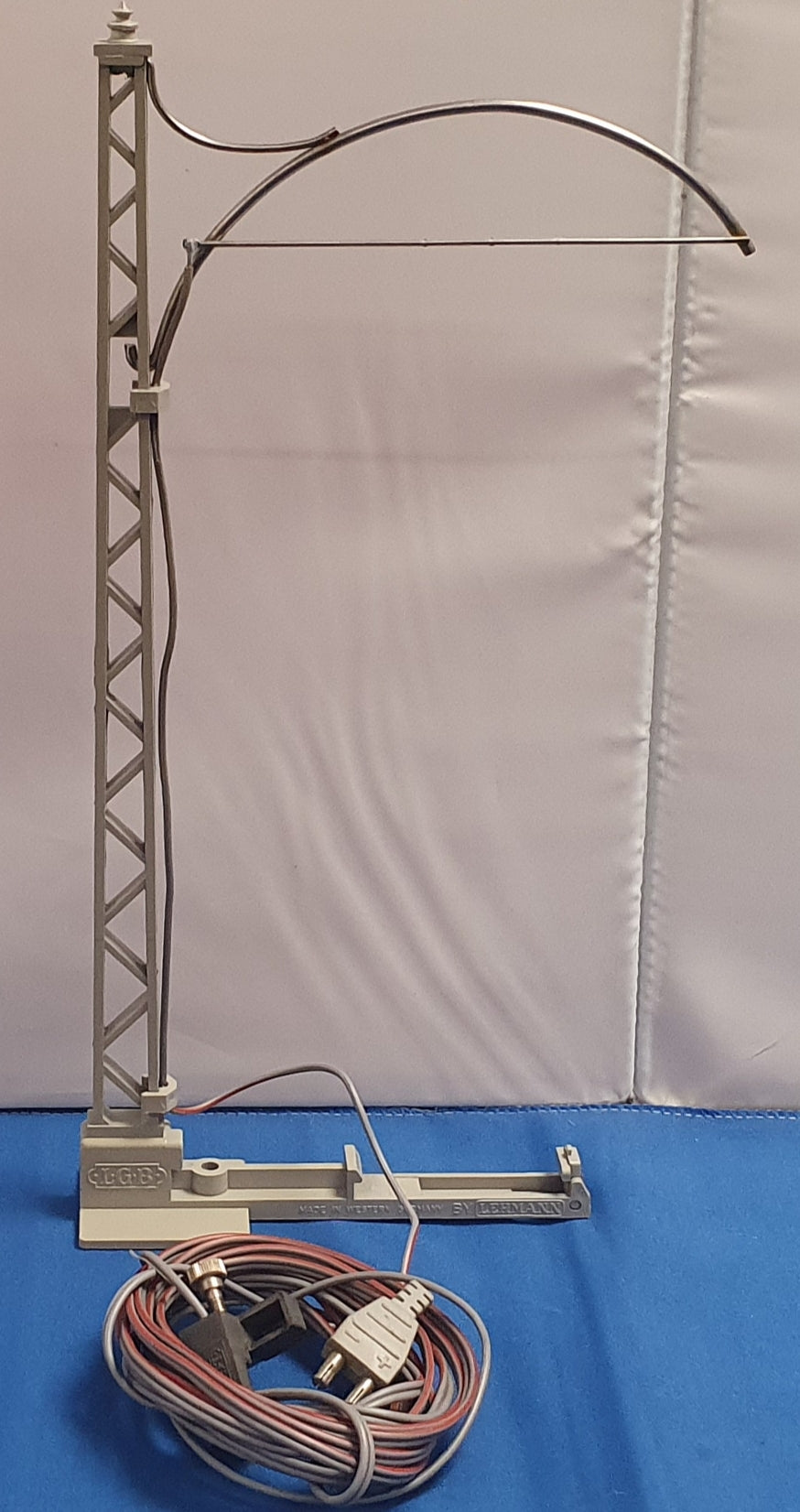 LGB G Scale Electric Catenary pole L6001 – Tony Green Steam Models