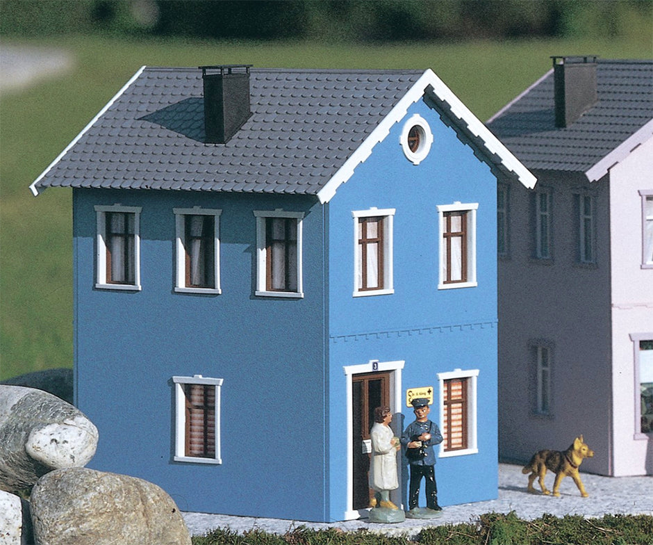 PIKO Buildings – Tony Green Steam Models